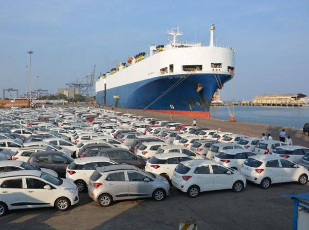 Import & Export: Seamless Vehicle Transport to UK Ports Explained ...